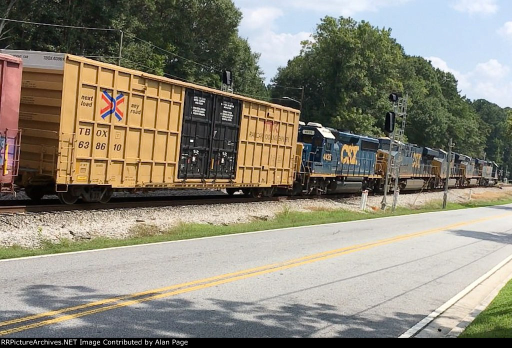 CSX SD40-2 8881 (CR 6991) leads 5485, 3407, 5324, and GP40-2 4435 (CR 3361) through the signals